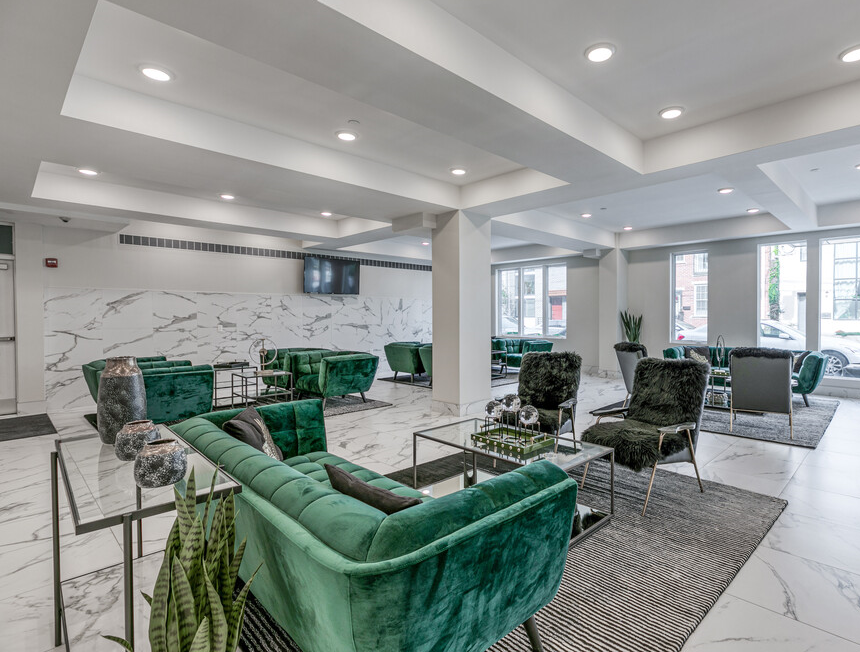 Lobby Building 1 – Liberty Square